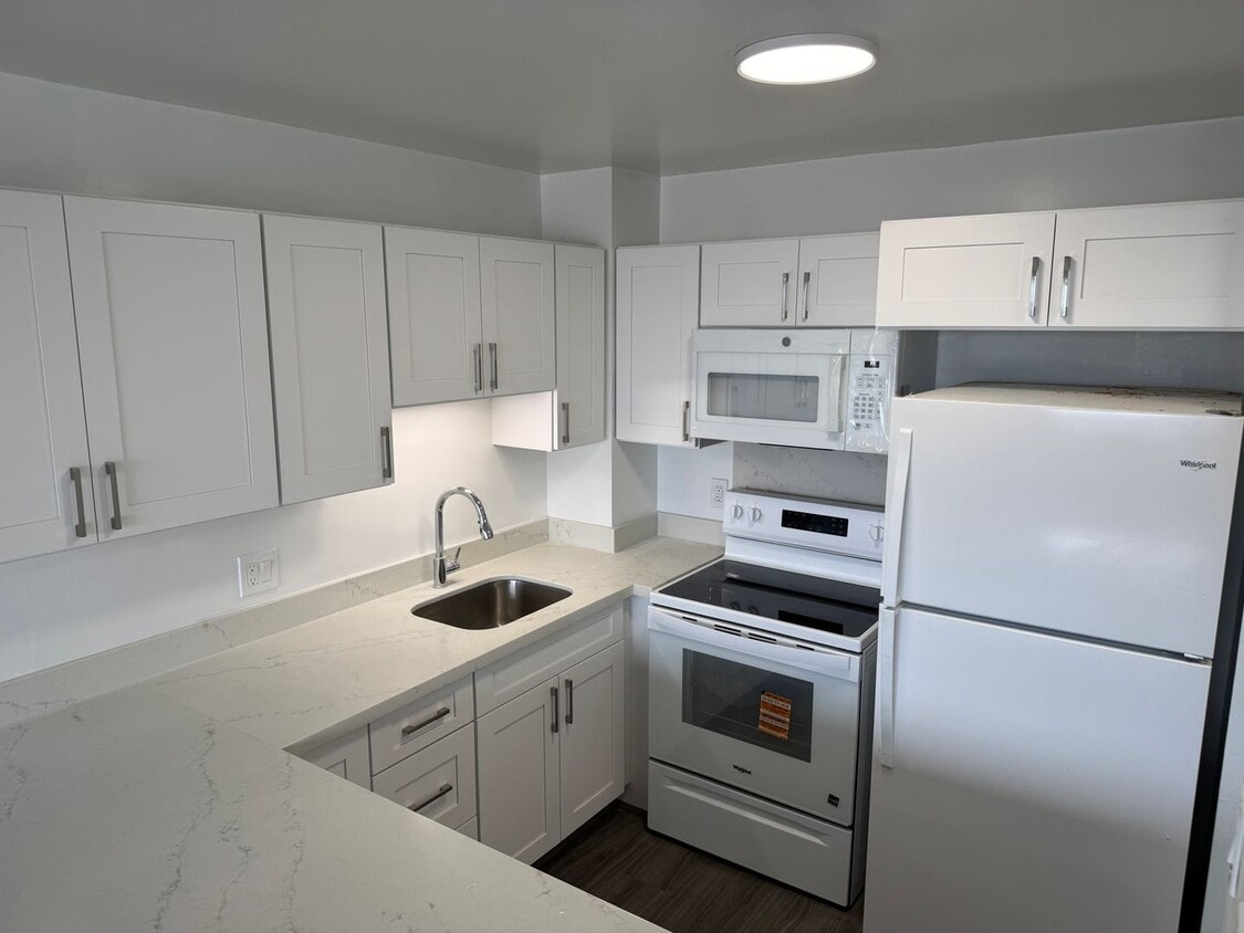 55S S Kukui St Unit D2512, Honolulu, HI 96813 - Condo for Rent in ...