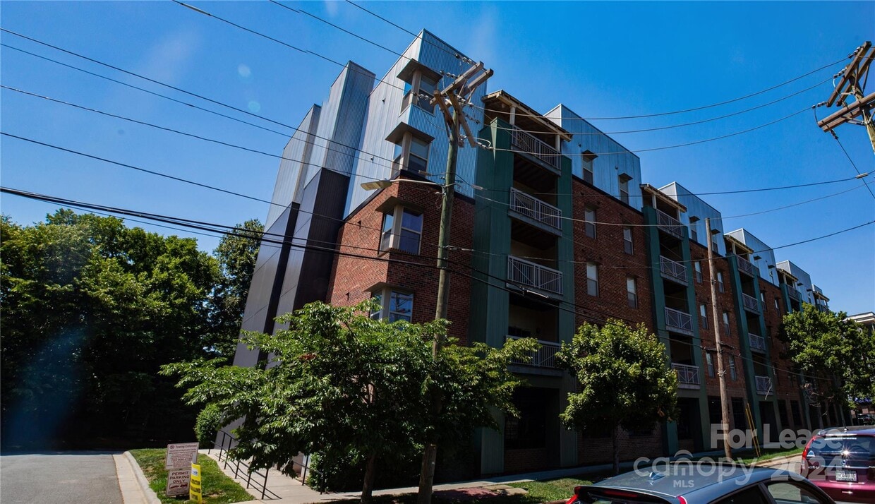 630 Calvert St Unit 207, Charlotte, NC 28208 - Condo for Rent in ...