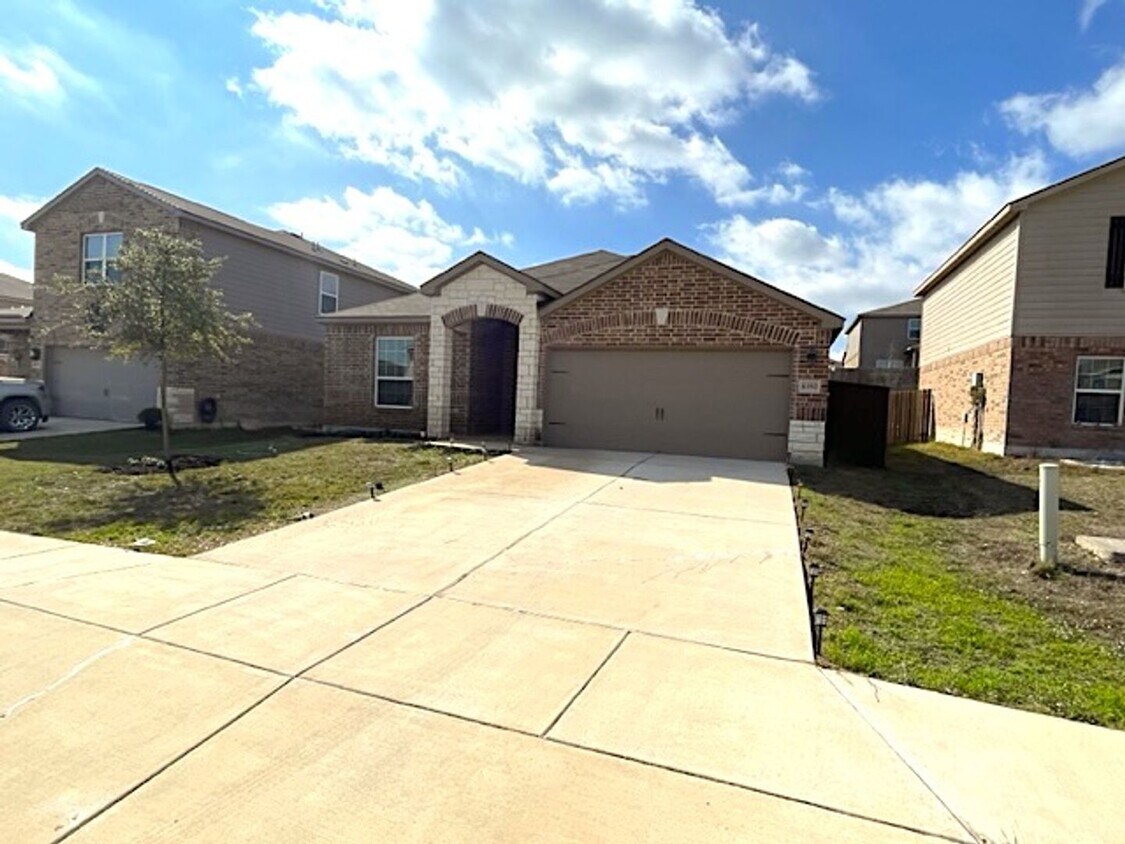 6350 Daisy Way, New Braunfels, TX 78132 - House Rental in New Braunfels ...