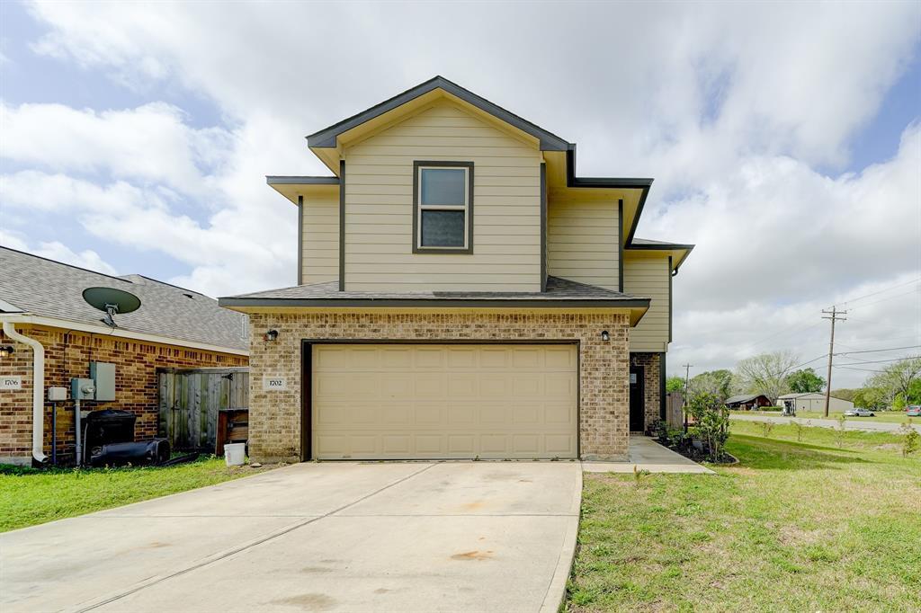 1702 Avenue J, Danbury, TX 77534 - House Rental in Danbury, TX | Apartments.com