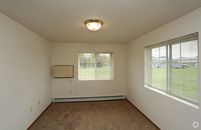 East Ridge Estates Apartments - Marshfield, WI | Apartments.com