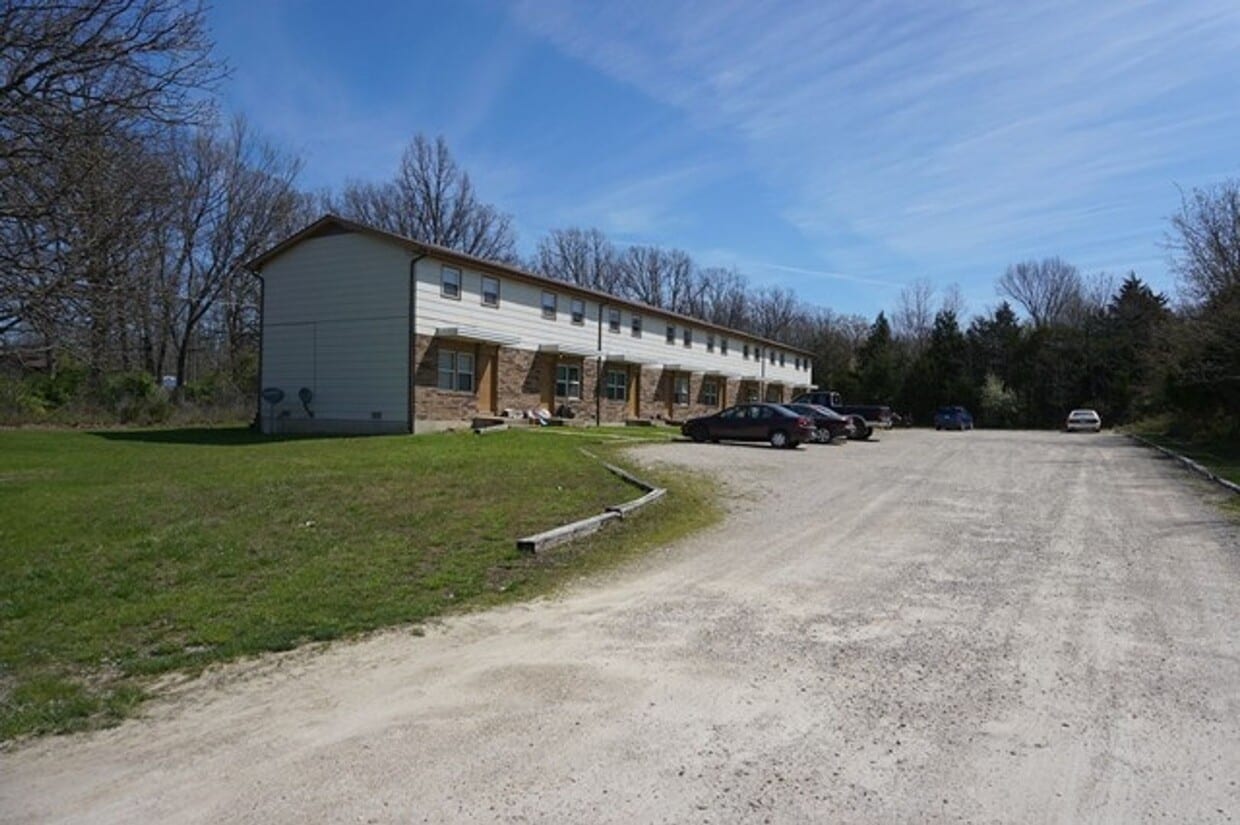 12890 Co Rd 5030 Unit 12890 CR 5030, Rolla, MO 65401 - Room for Rent in ...