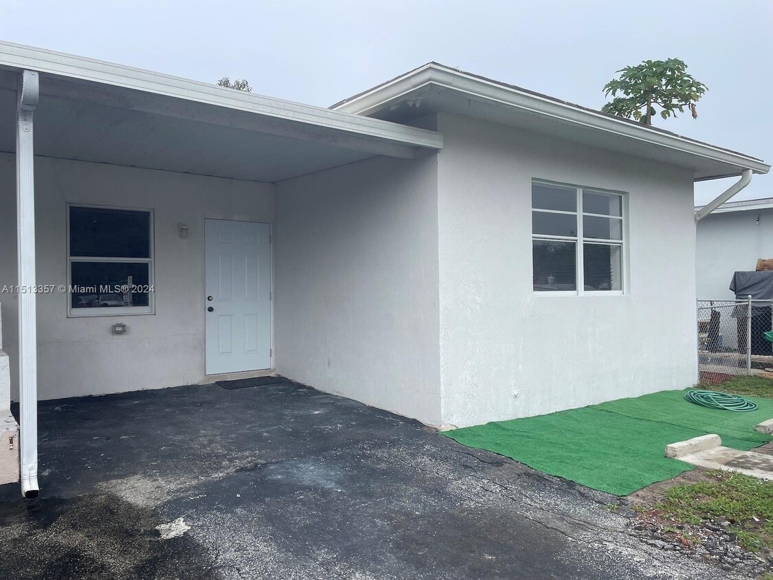 2935 NW 88th St Unit 2, Miami, FL 33147 - Room for Rent in Miami, FL | Apartments.com