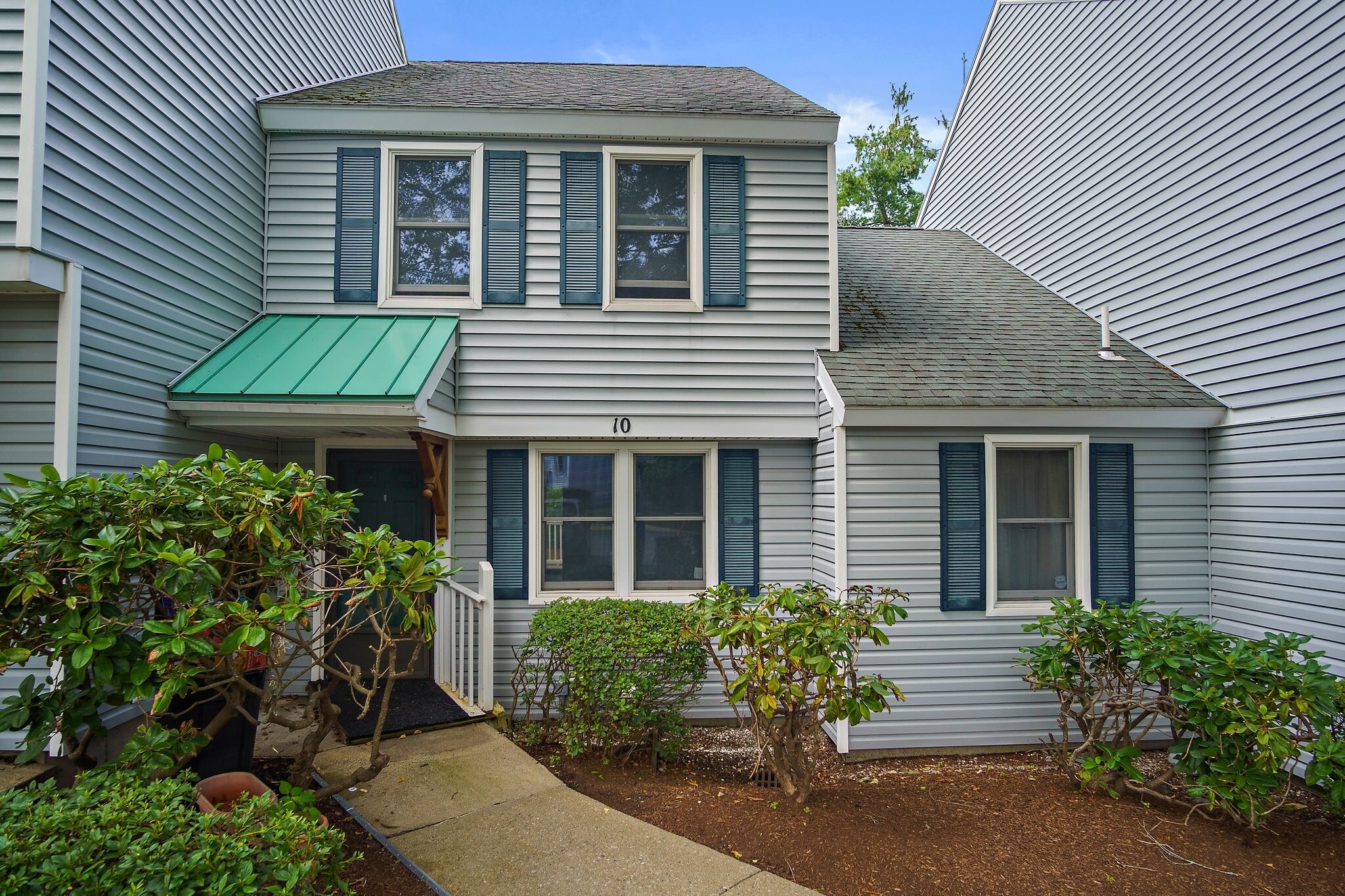 10 Victoria Heights Rd, Boston, MA 02136 - Townhome Rentals in Boston ...