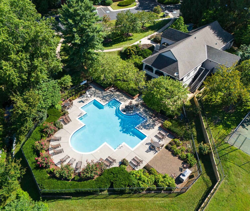 Calvert's Walk - 200 Foxhall Dr Bel Air, MD 21015 | Apartments.com