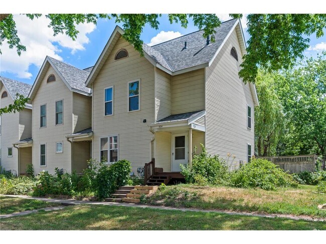 Cedar-Riverside Basement Apartments for Rent - Minneapolis, MN ...