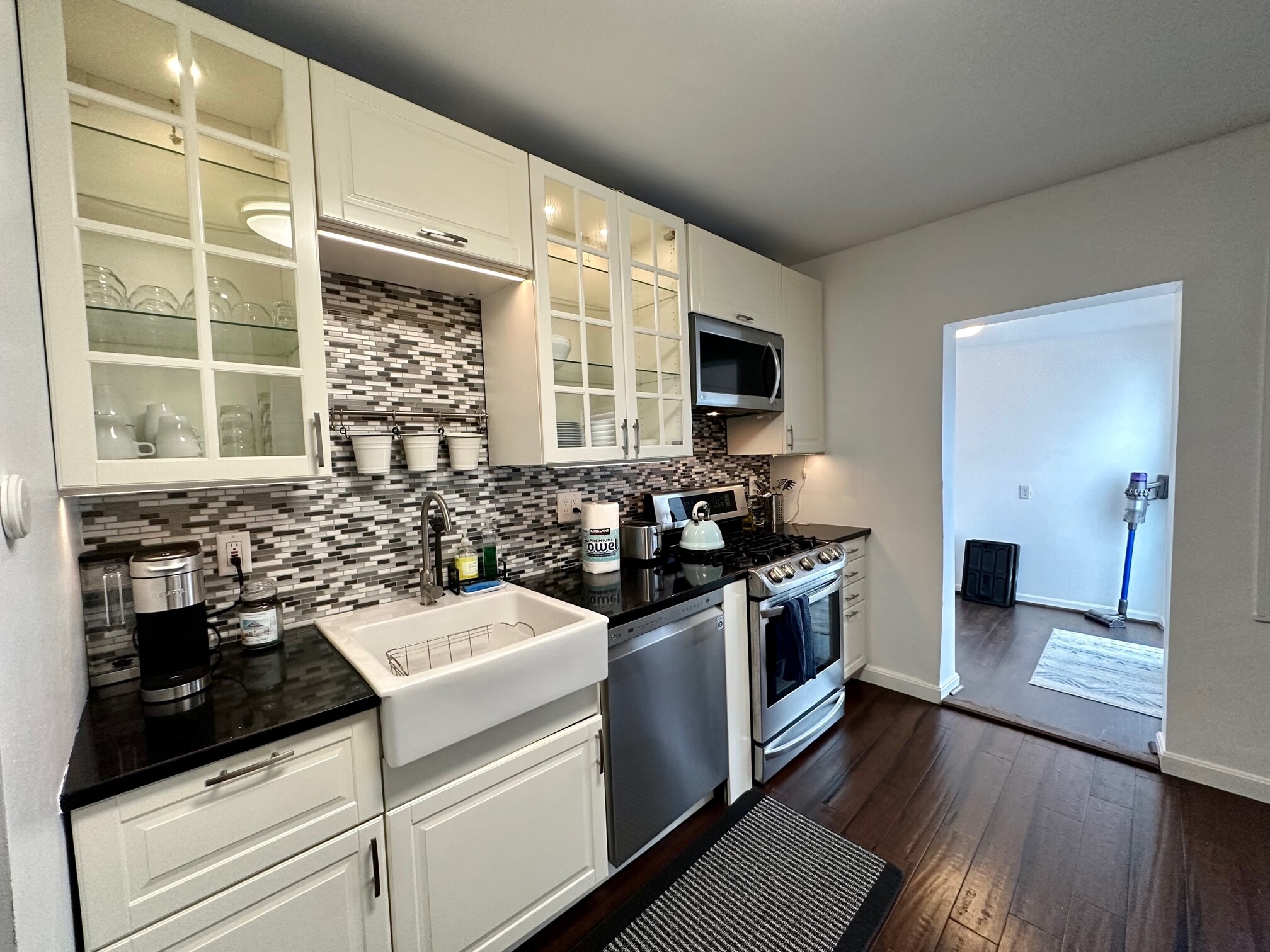 148 Orange St, Chelsea, MA 02150 - House Rental in Chelsea, MA ...