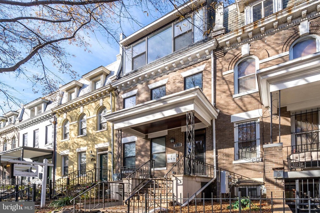 1215 Park Rd NW, Washington, DC 20010 - Townhome Rentals in Washington ...