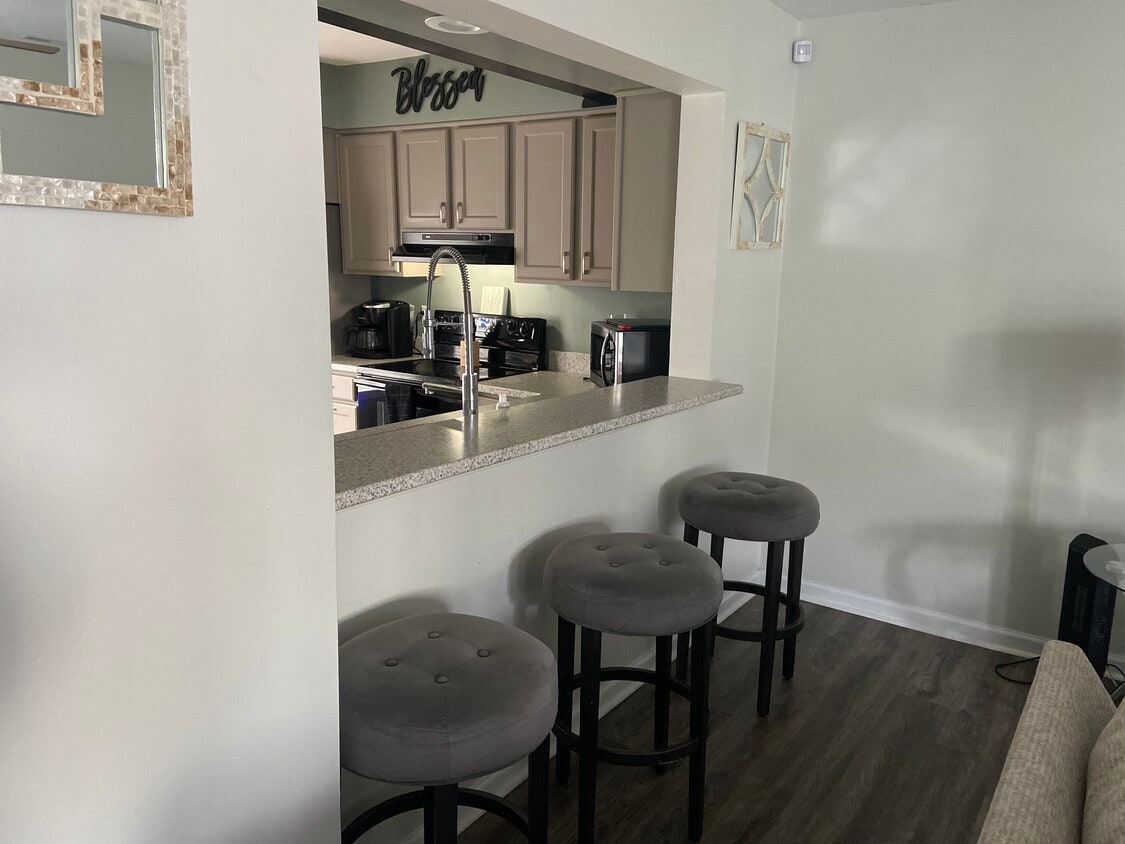 1579 Jameson Dr, Virginia Beach, VA 23464 - Townhome Rentals in ...