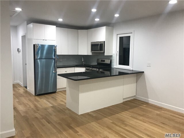 70-27 65Th St, Queens, NY 11385 - House Rental in Queens, NY ...