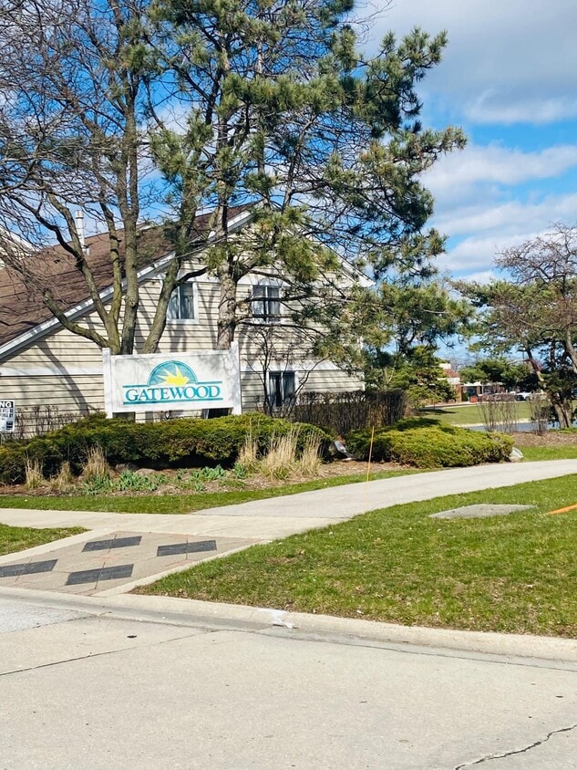 619 Berkley Ct Unit Z1, Schaumburg, IL 60194 - Condo for Rent in ...