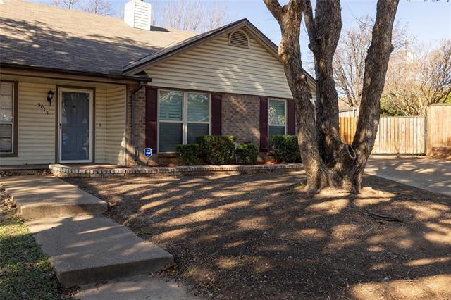 3015 Clover Ln, Euless, TX 76039 - Townhome Rentals in Euless TX ...