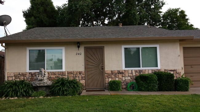 240 Eric Circle, Galt, CA 95632 - House Rental in Galt, CA | Apartments.com