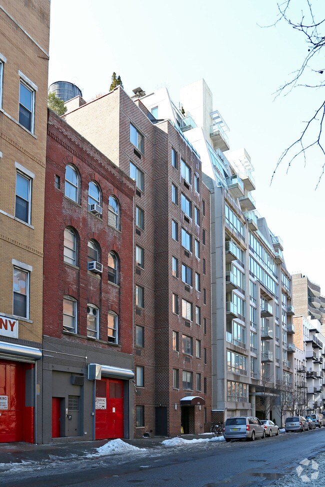 434 W 19th St, New York, NY 10011 Apartments - New York, NY ...