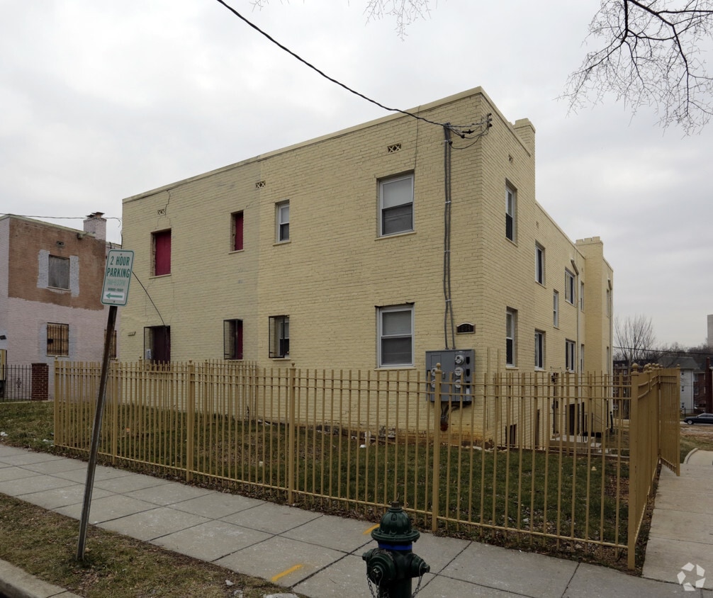 4232 6th St SE, Washington, DC 20032 - 4232 6th St SE Washington, DC ...