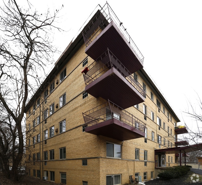 Avalon Apartments for Rent with Hardwood Floors - Cincinnati, OH - 8 ...