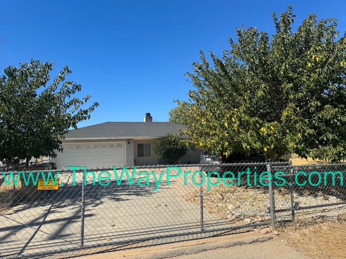 10444 3rd Ave, Hesperia, CA 92345 - House Rental in Hesperia, CA ...