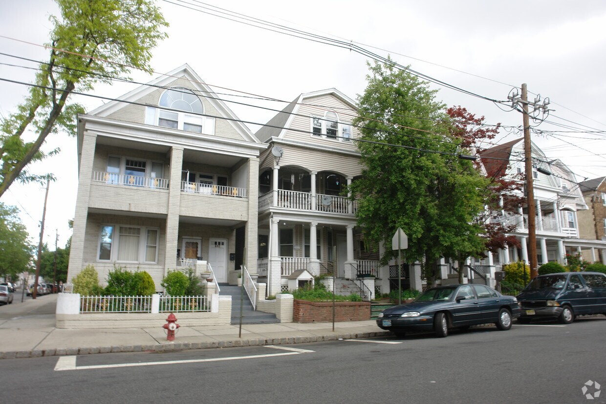 166-168 Lewis St, Perth Amboy, NJ 08861 - 166-168 Lewis St Perth Amboy ...