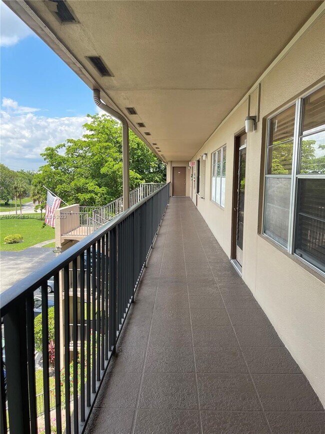 301 SW 135th Ave Unit 405C, Pembroke Pines, FL 33027 - Condo for Rent ...