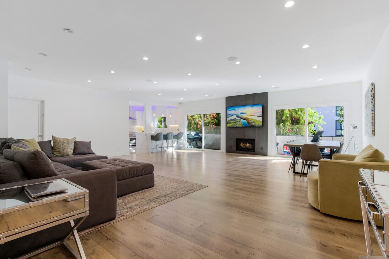 1551 Greenfield Ave Unit 101, Los Angeles, CA 90025 - Condo for Rent in ...