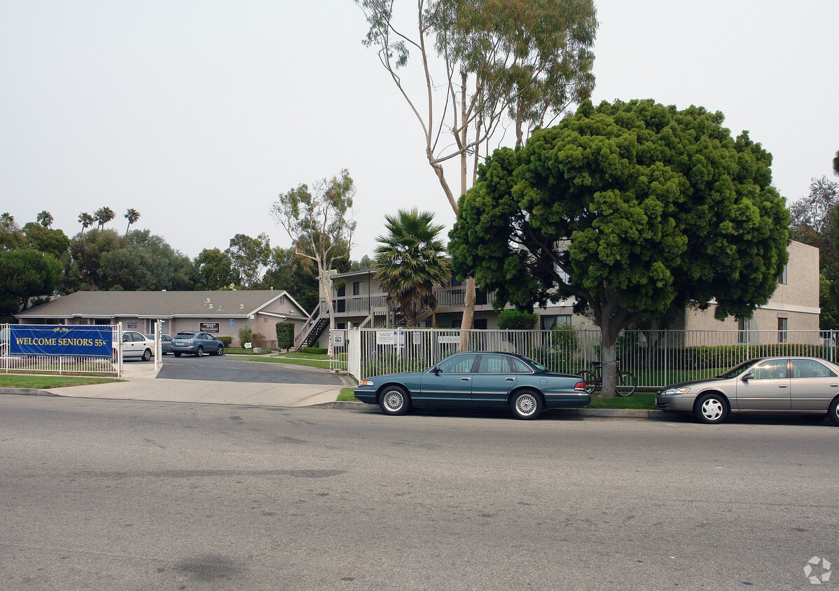 Heritage Park Senior Apartments 55+ - 820 S E St Oxnard, CA 93030 ...