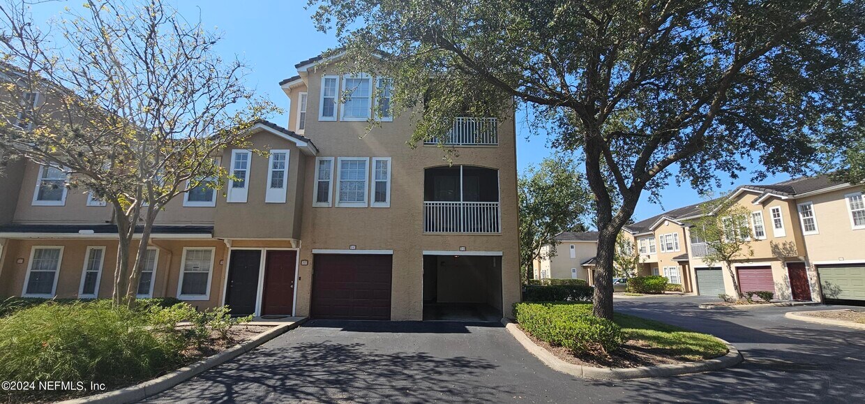 10075 Gate Pkwy Unit 708, Jacksonville, FL 32246 - Condo for Rent in ...