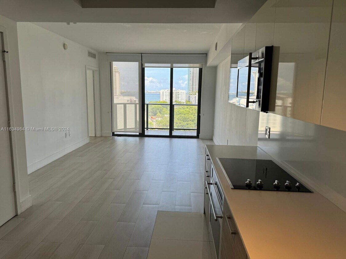121 NE 34th St Miami, FL 33137 - Alquileres en Miami, FL | Apartamentos.com