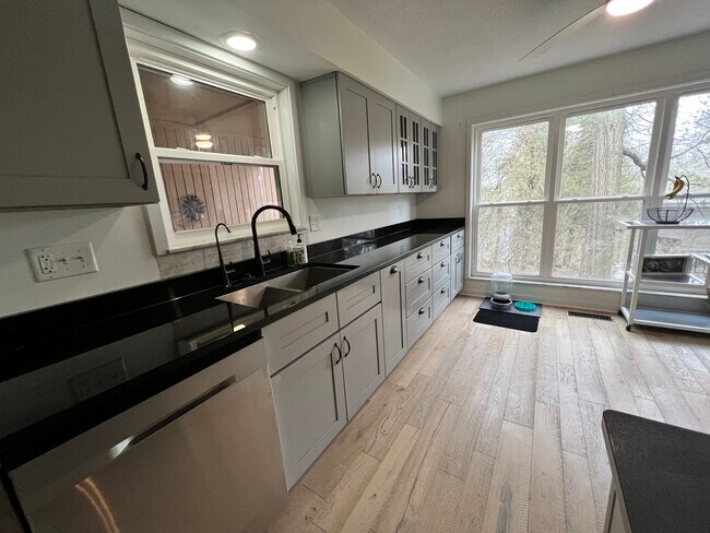 10243 Hightower Ct, Montgomery, OH 45249 - Townhome Rentals in ...