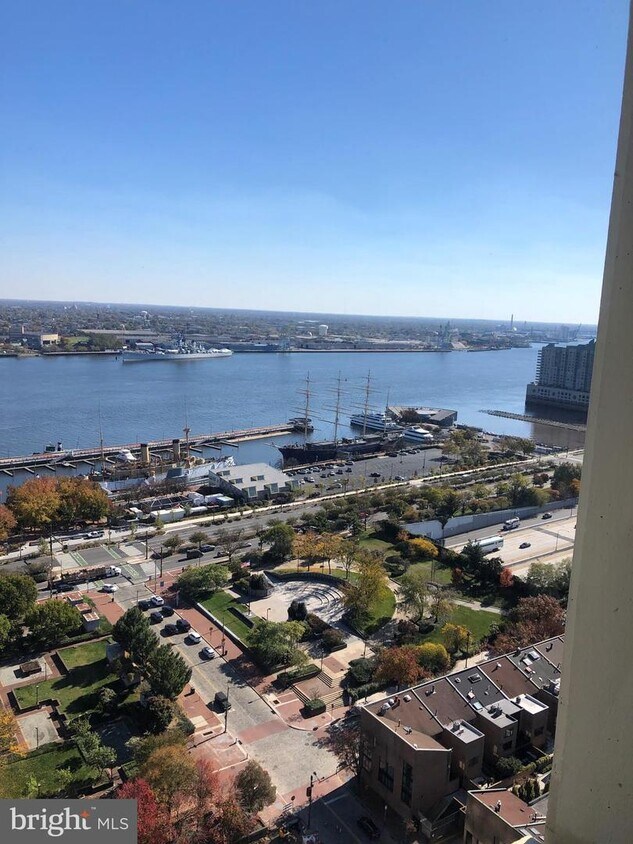 220 Locust St Unit 28CS, Philadelphia, PA 19106 - Room for Rent in ...