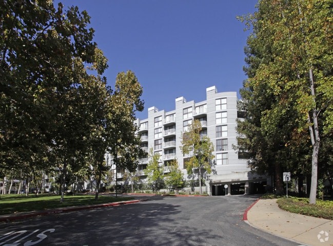 Cupertino City Center Apartments
