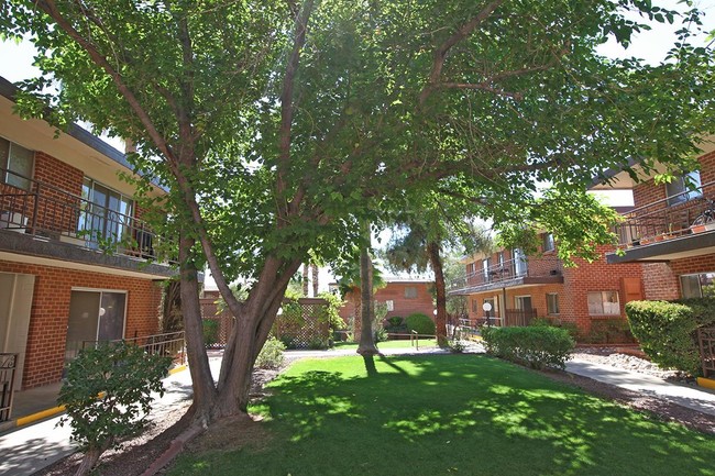 Country Club Apartments Apartments - Tucson, AZ | Apartments.com