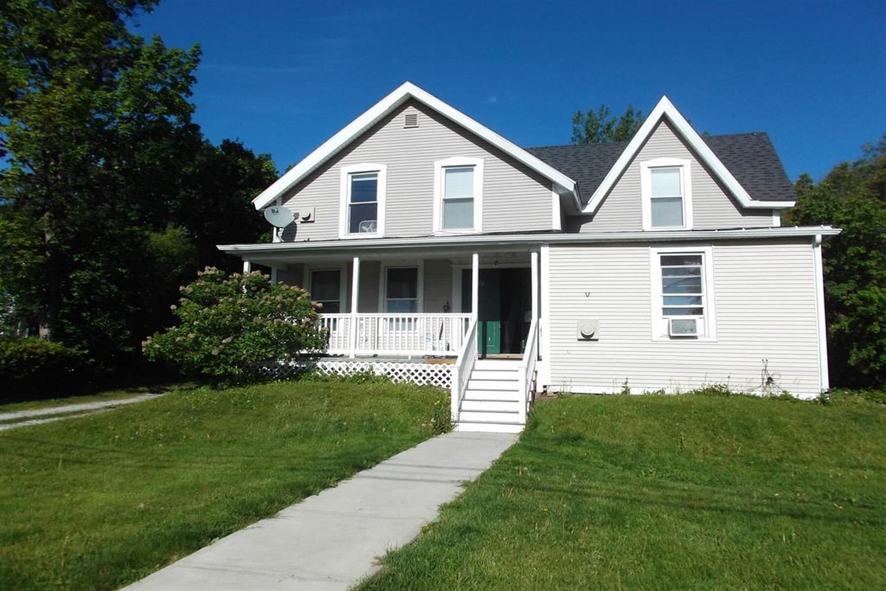 29 Messenger St, Saint Albans City, VT 05478 - House Rental in Saint ...