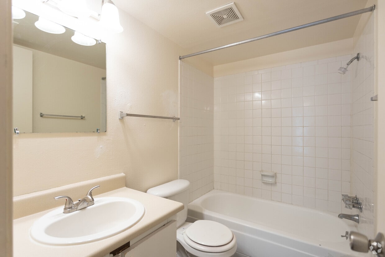 Mont 44 Apartments - 4401 Montgomery Blvd Ne Albuquerque, NM 87109 ...