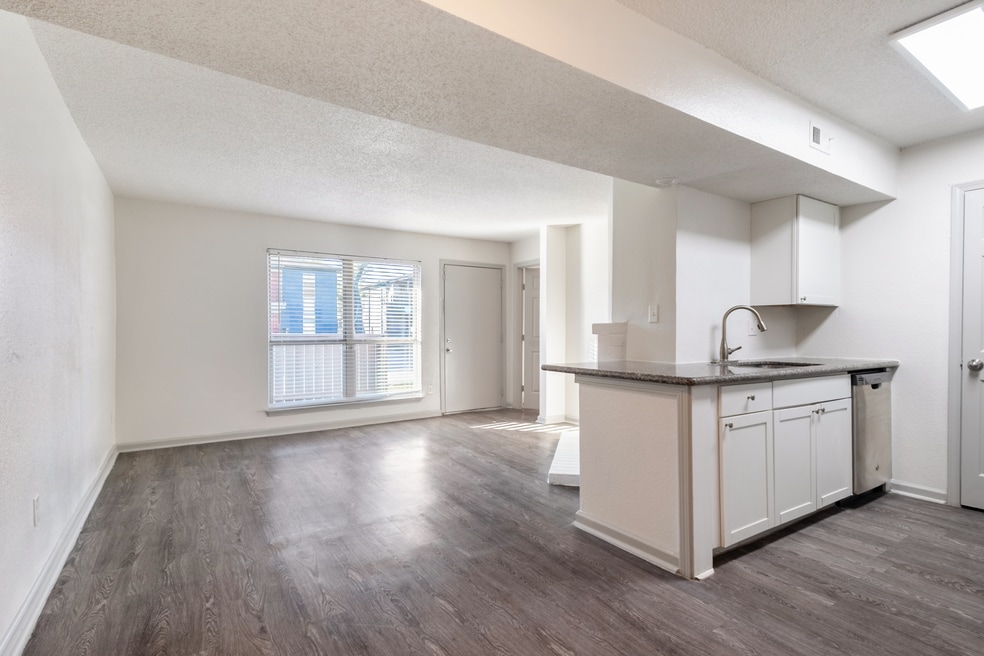 Apartments under $2,700 in 77015 - Houston, TX | Apartments.com
