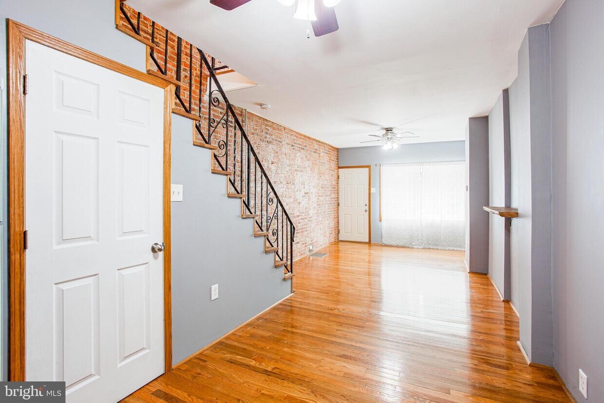 2313 E Firth St, Philadelphia, PA 19125 - Townhome Rentals in ...