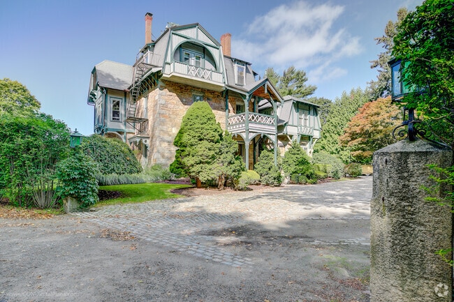 Apartments For Rent in Newport RI - 427 Rentals | Apartments.com