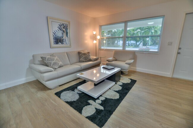 616 Prosperity Farms Rd, North Palm Beach, FL 33408 - Room for Rent in ...