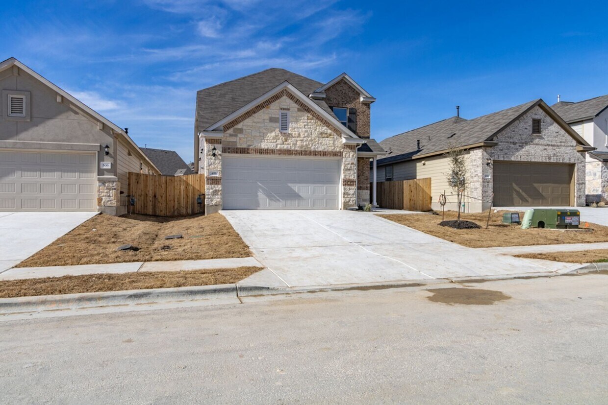 498 Papaya Dr, Mustang Ridge, TX 78610 - House Rental in Mustang Ridge ...