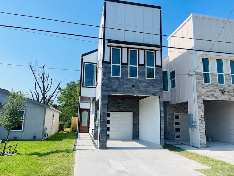 8123 St Louis St, Houston, TX 77028 | Apartments.com