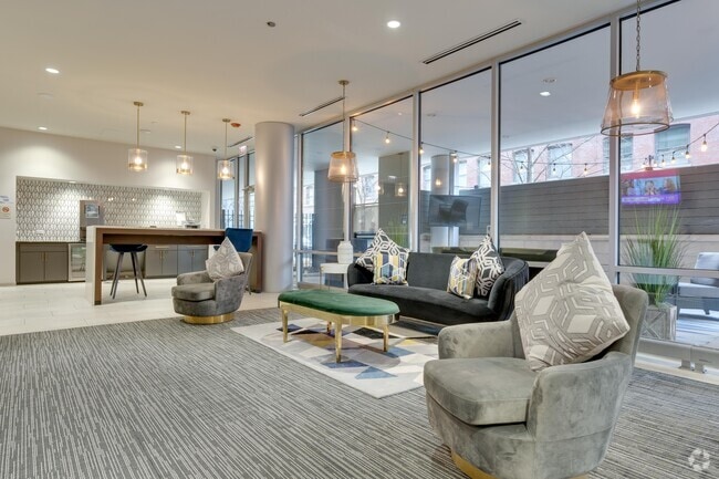 Circa 922 - Apartments in Chicago, IL | Apartments.com