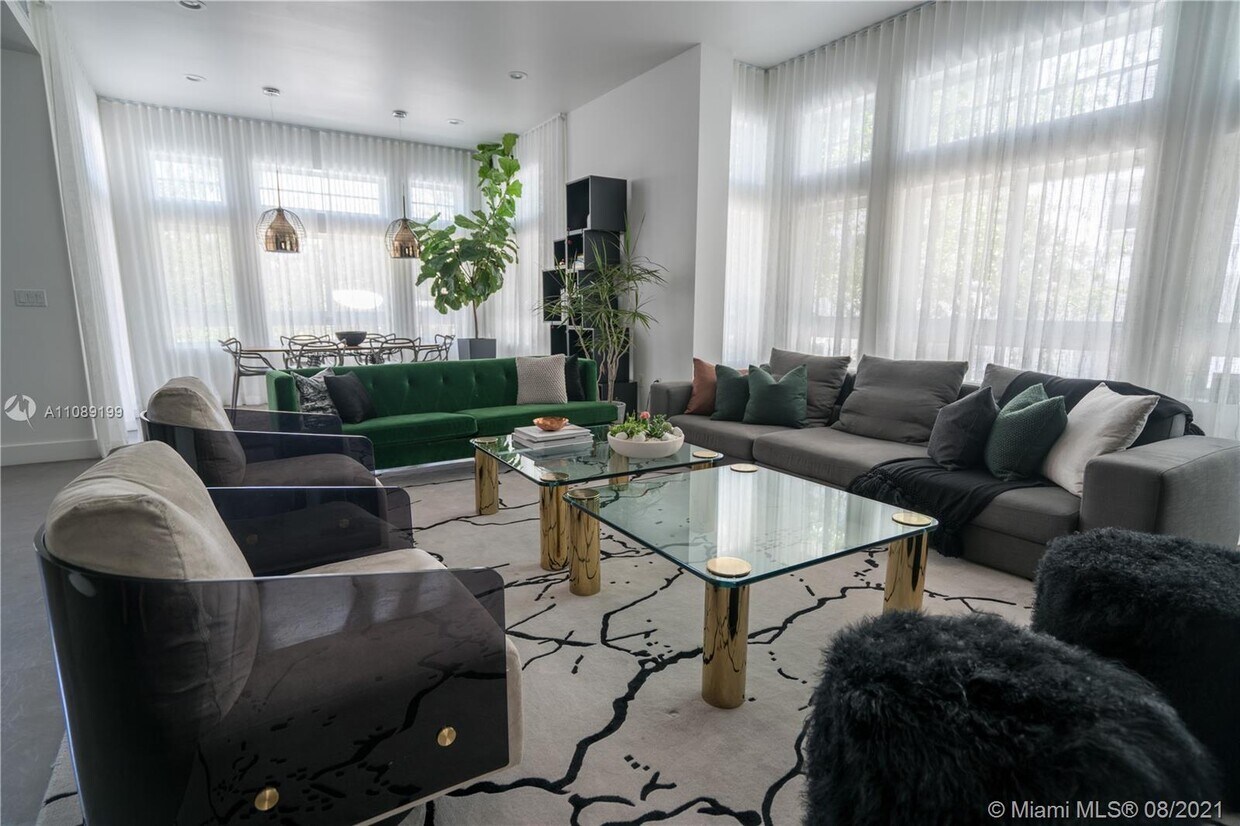 210 Ari Way, Miami Beach, FL 33141 - Townhome Rentals in Miami Beach FL ...