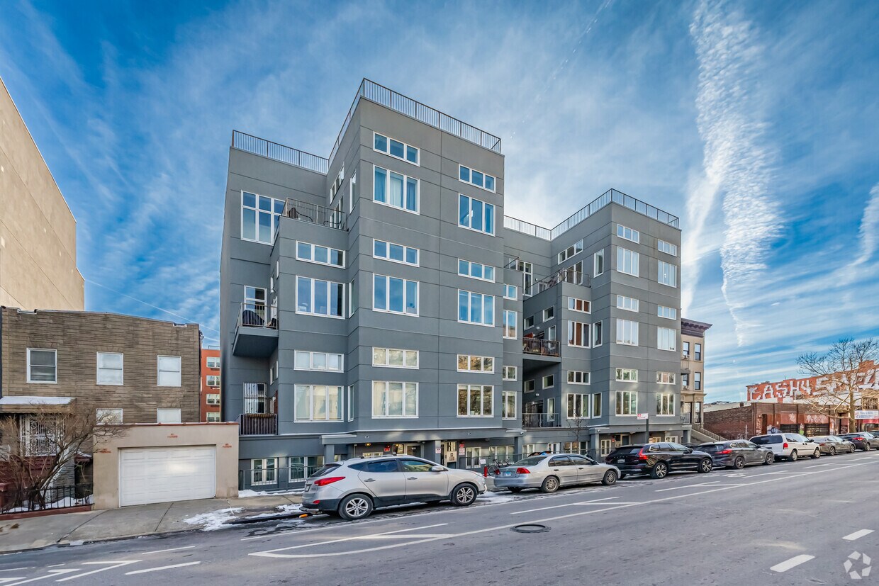 DeKalb Lofts - 794 De Kalb Ave Brooklyn, NY 11216 | Apartments.com
