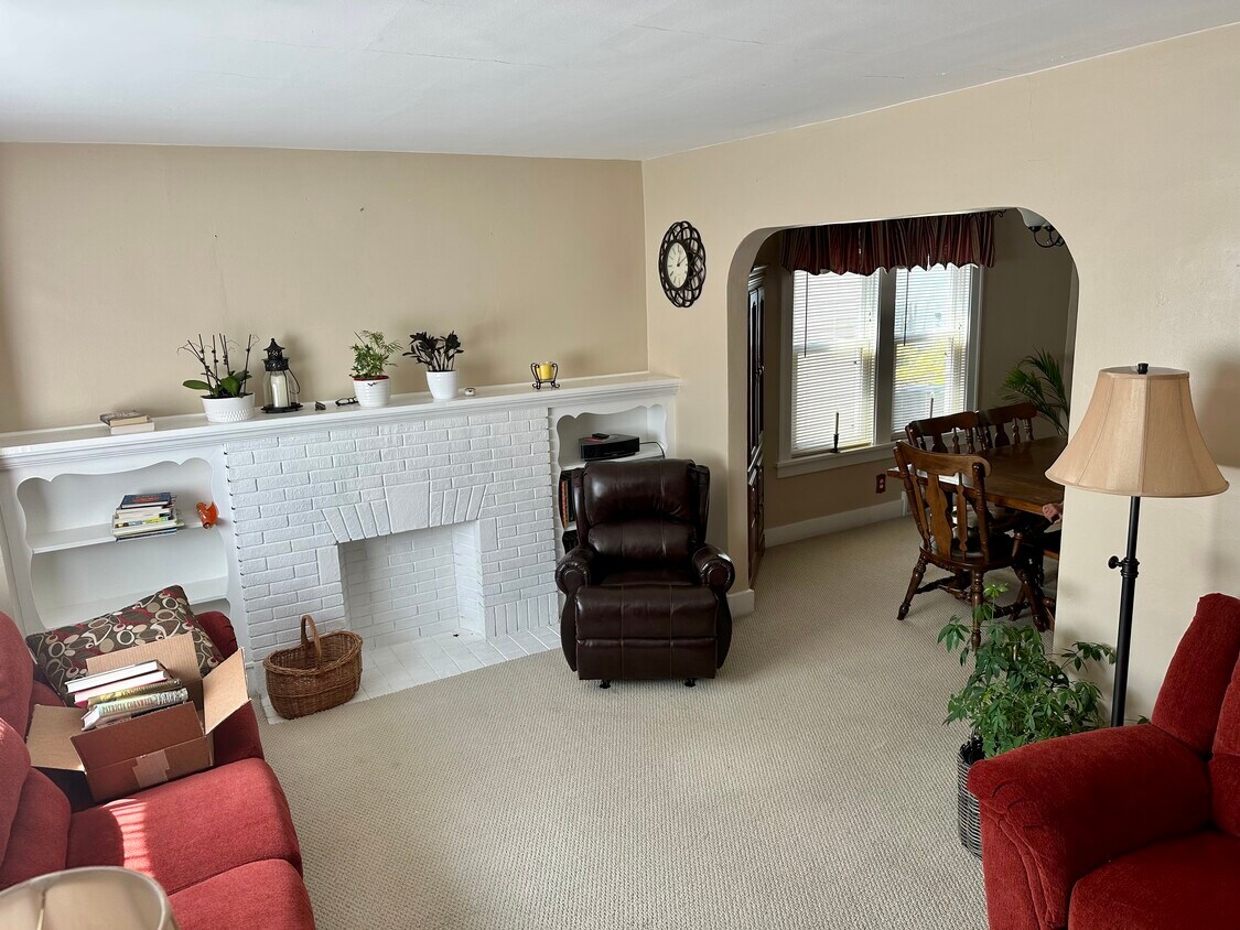 263 Victoria Blvd Unit Lower, Buffalo, NY 14217 - Buffalo, NY, 14217 | Apartments.com