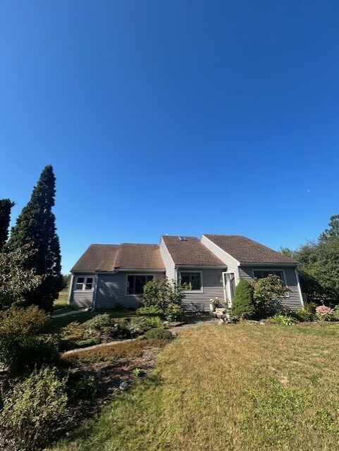 Apartments for Rent with Washer & Dryer in Misty Meadows, Amherst ...
