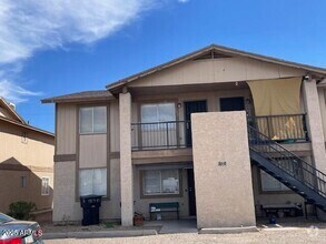 Mesa Vista Estates Apartments for Rent with a Walk-In Closet - Mesa, AZ ...