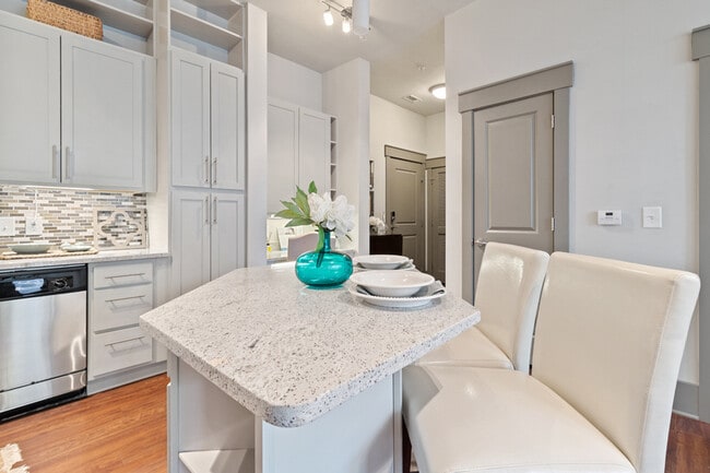 1160 Hammond - 1160 Hammond Dr Sandy Springs, GA - Apartments for Rent ...