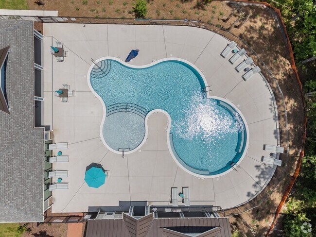 Apartments for Rent with Wheelchair Access in Skippers Corner NC