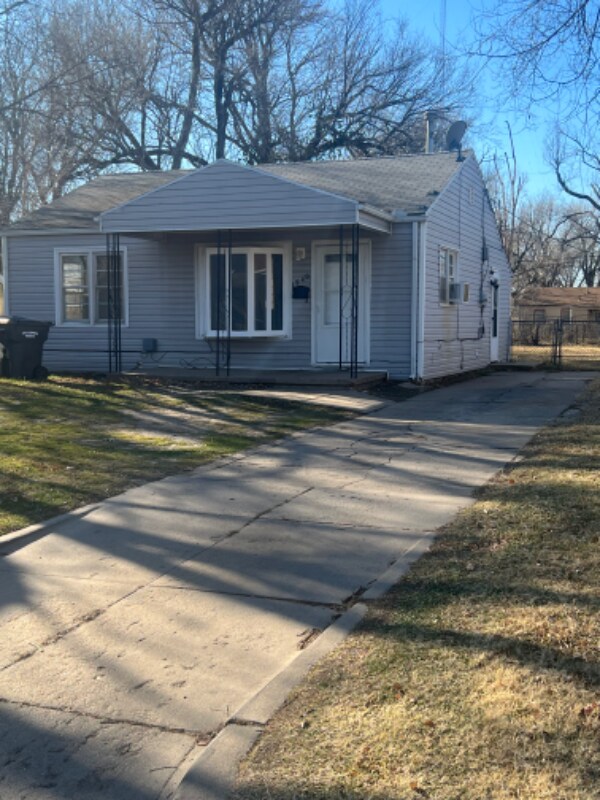 1949 N Minneapolis St Wichita KS 67214 House Rental In Wichita KS 1949-n-minneapolis-st-wichita-ks-67214-house-rental-in-wichita-ks