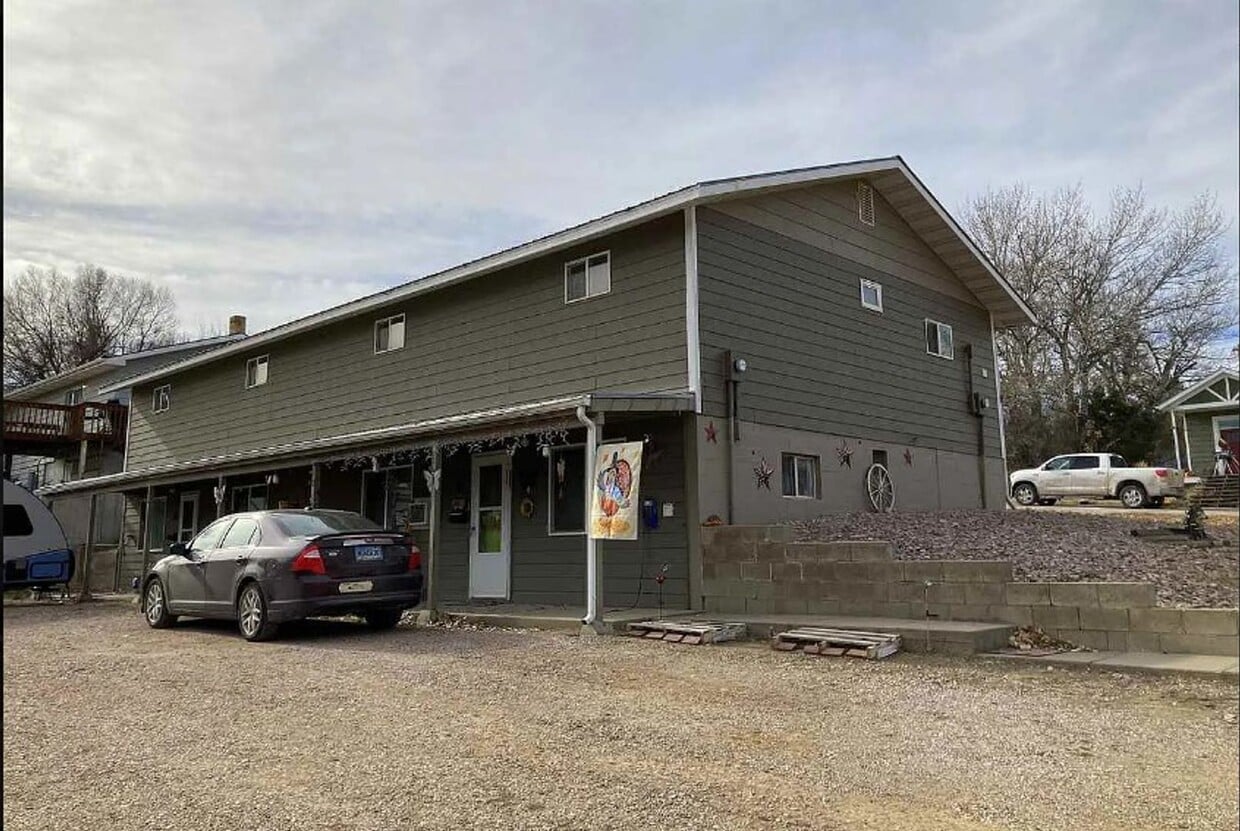 701 5th Ave Unit A, Edgemont, SD 57735 - Room for Rent in Edgemont, SD ...