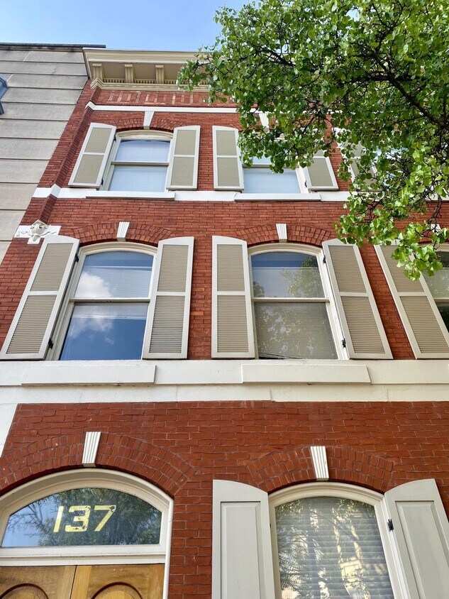137 W Market St Unit 3, York, PA 17401 - 137 W Market St York, PA 17401 ...